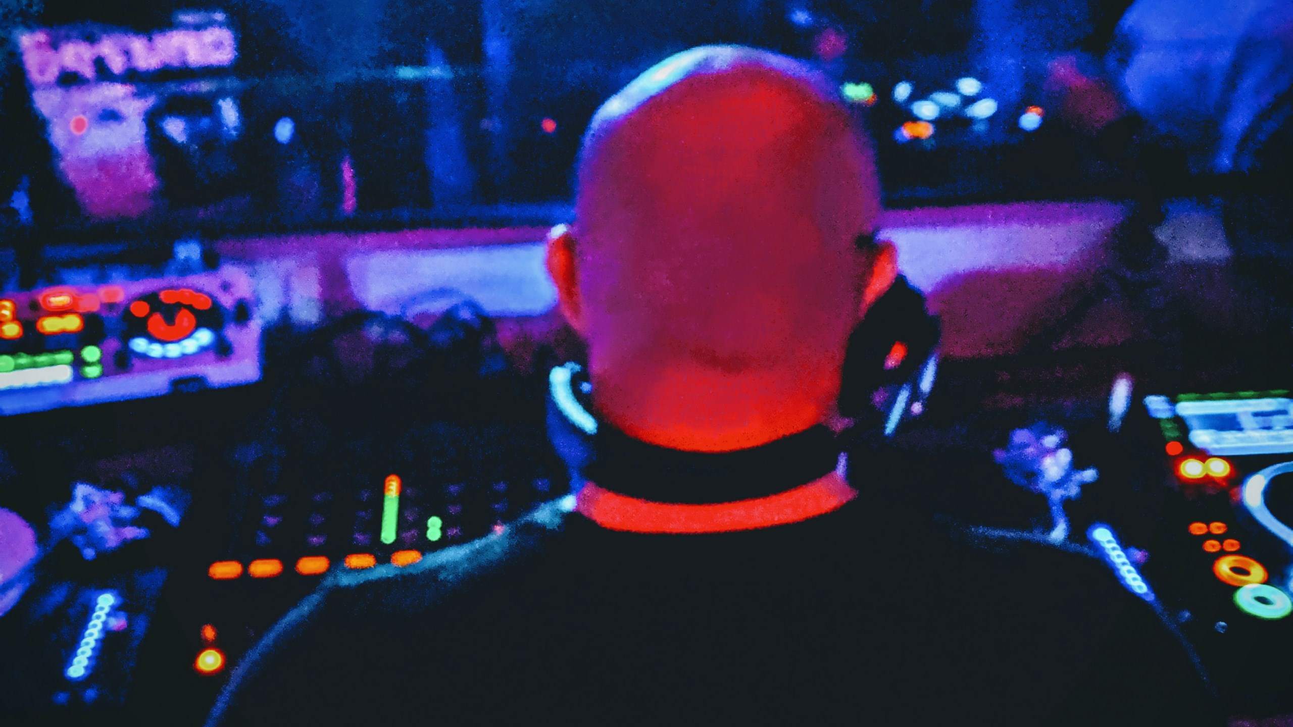 JJ Malave · Artist Profile