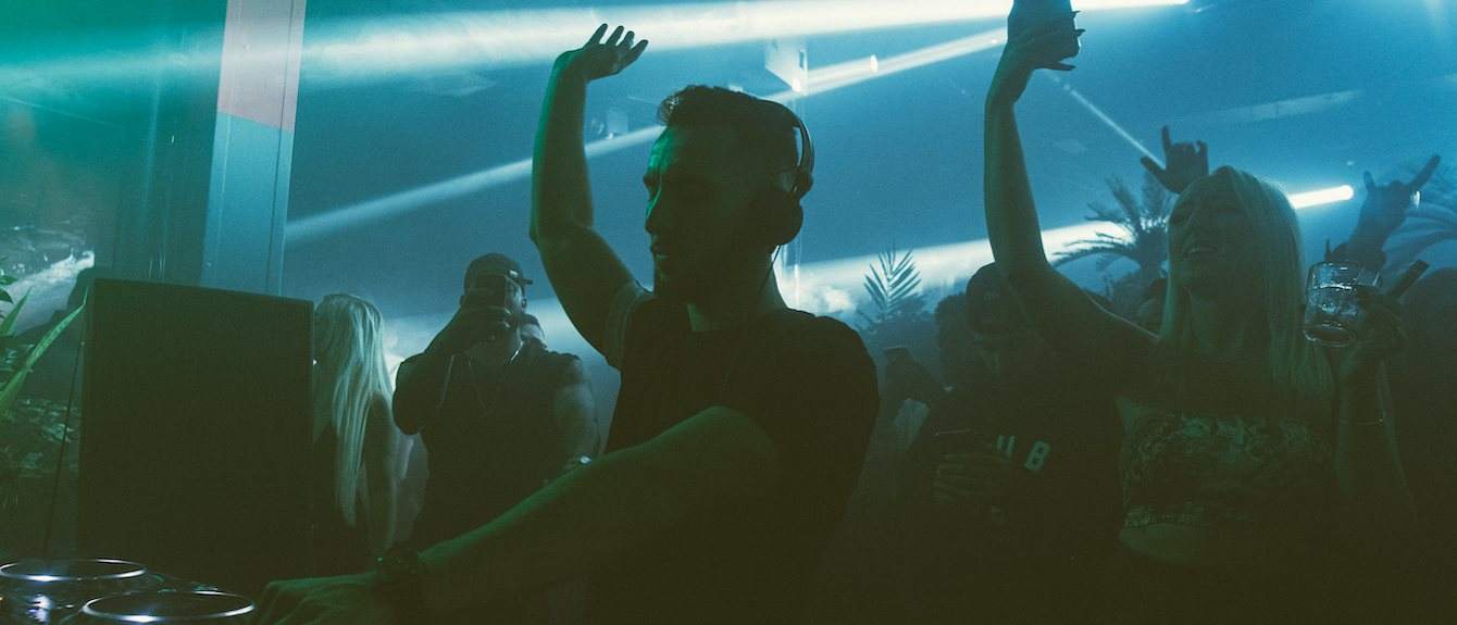 Kevin Faria · Artist Profile