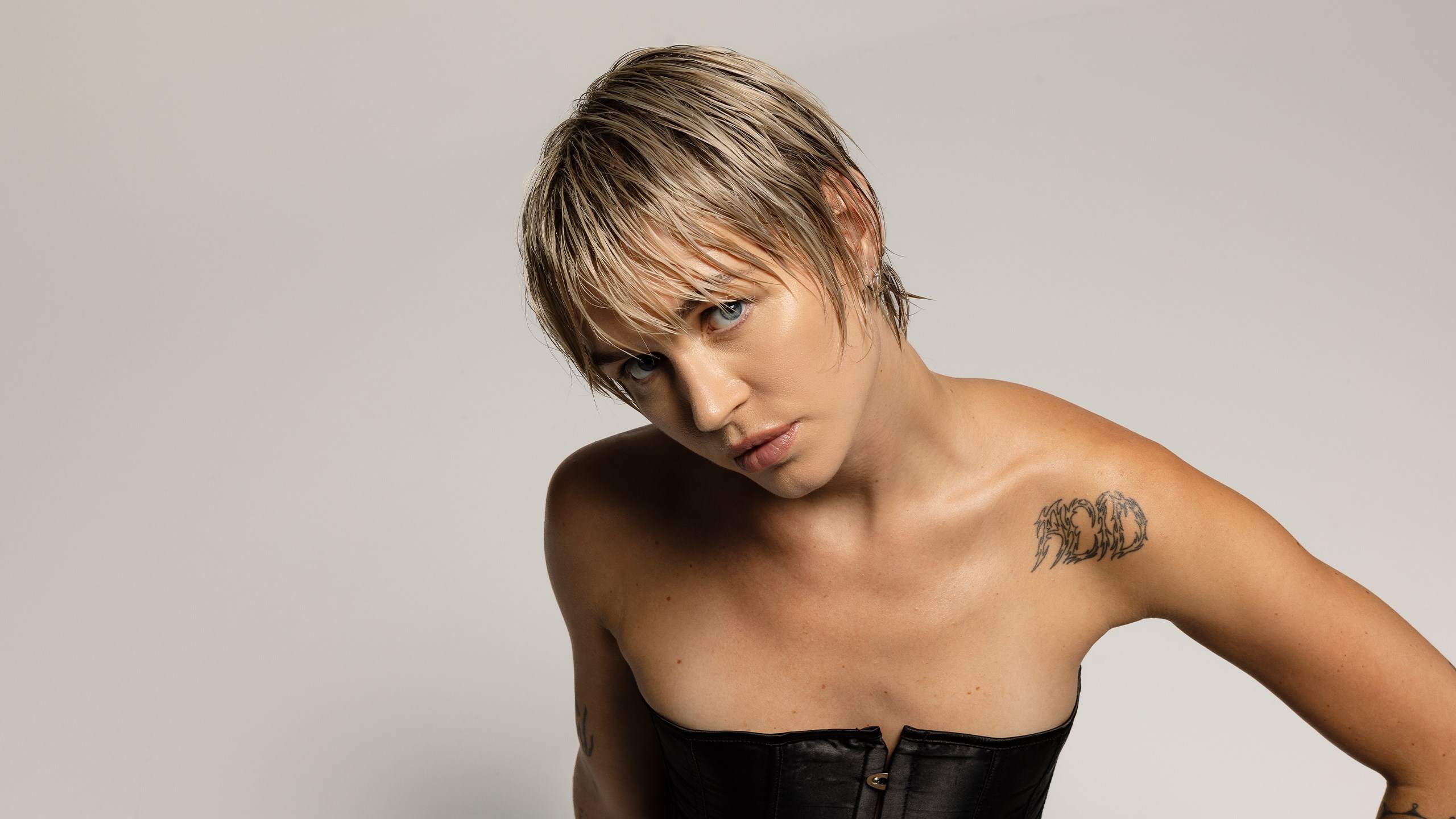 KI/KI · Artist Profile