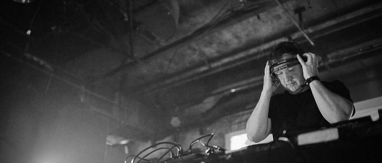 Lee Holman · Perfil del artista