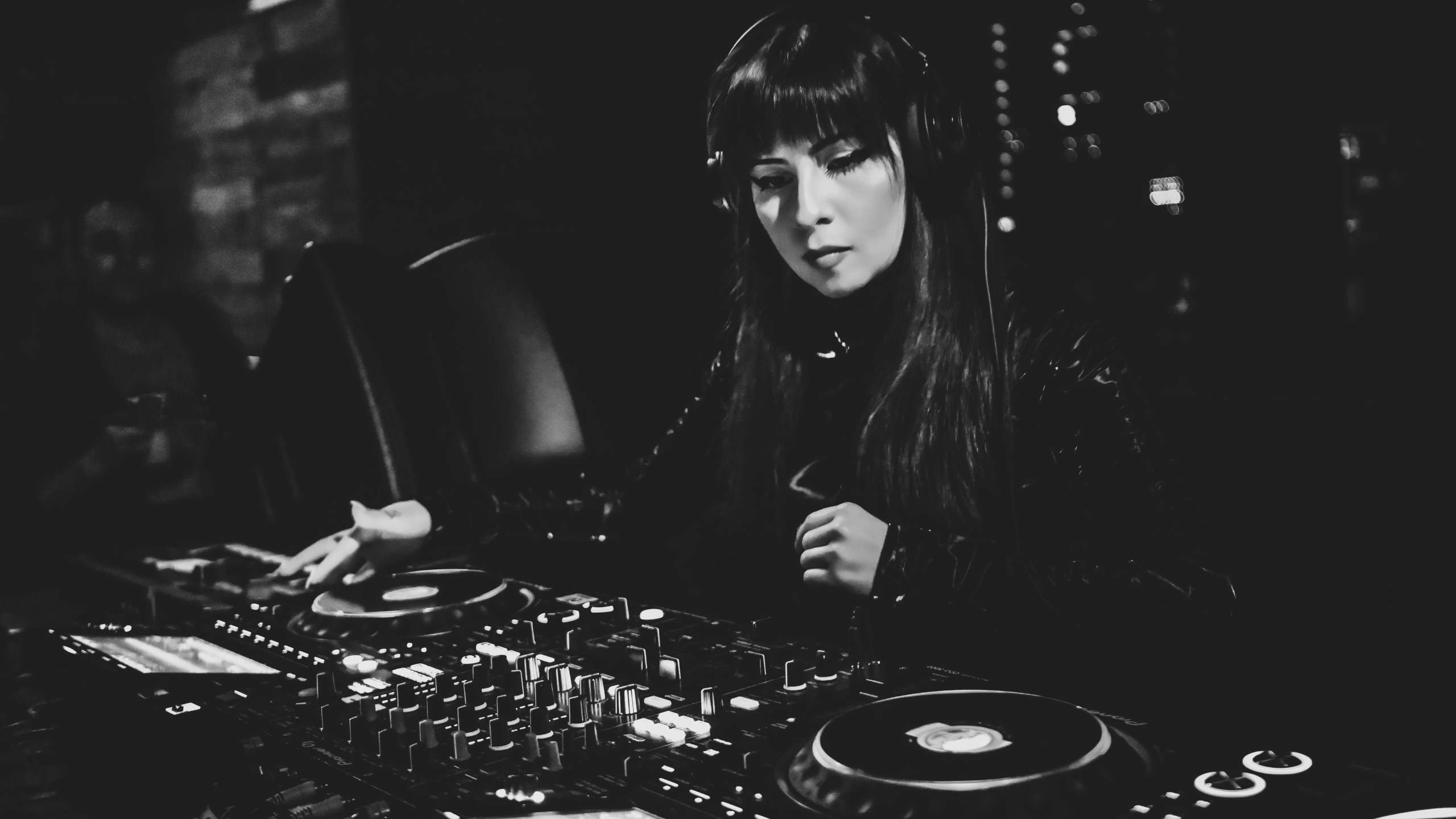 Patrixia · Artist Profile