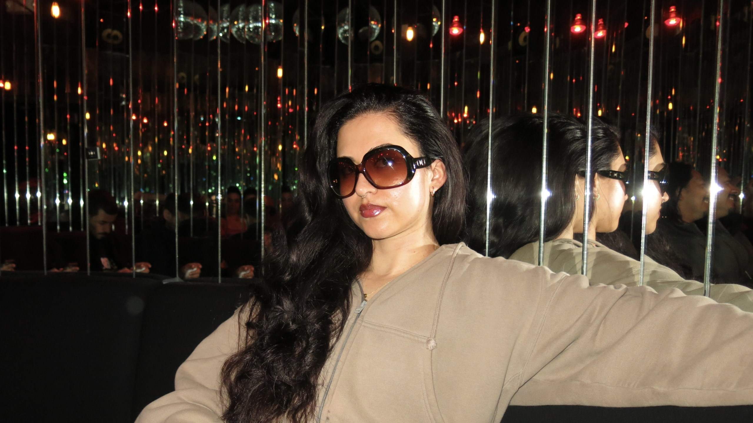 QUEENIE (US) · Artist Profile