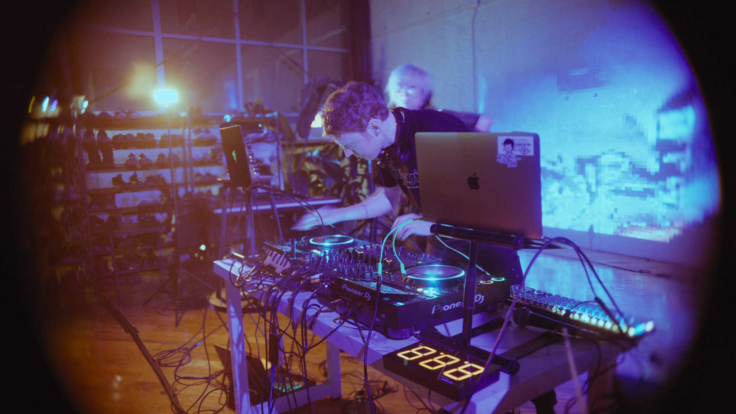 r tyler · Artist Profile