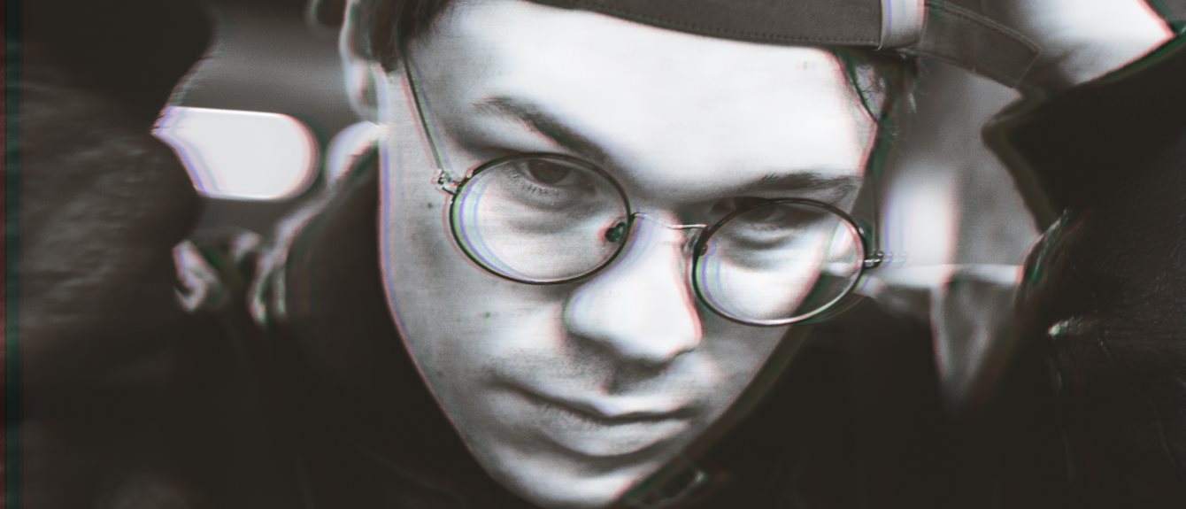 Ronny R · Artist Profile