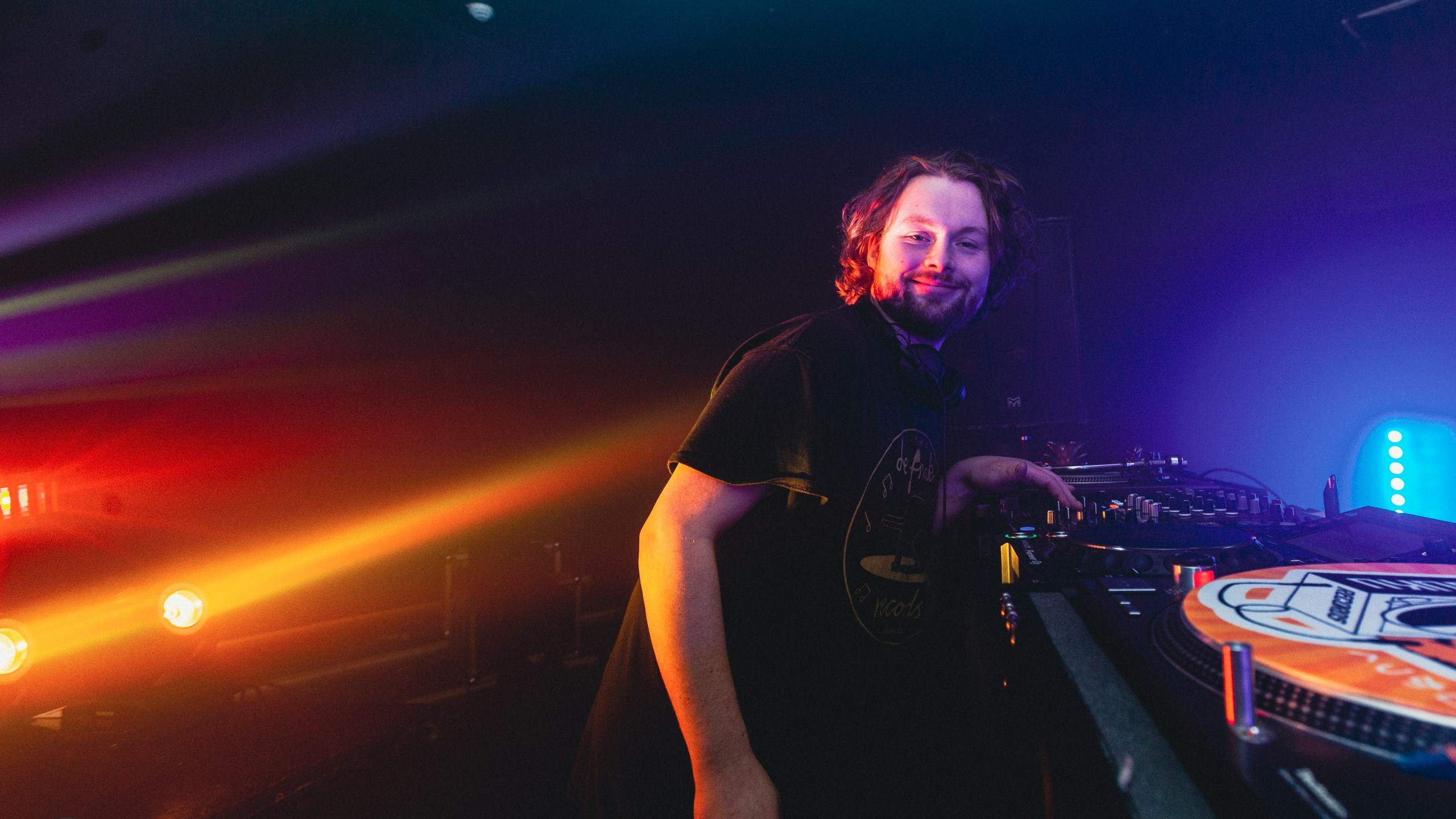 Ronan Baxter · Artist Profile