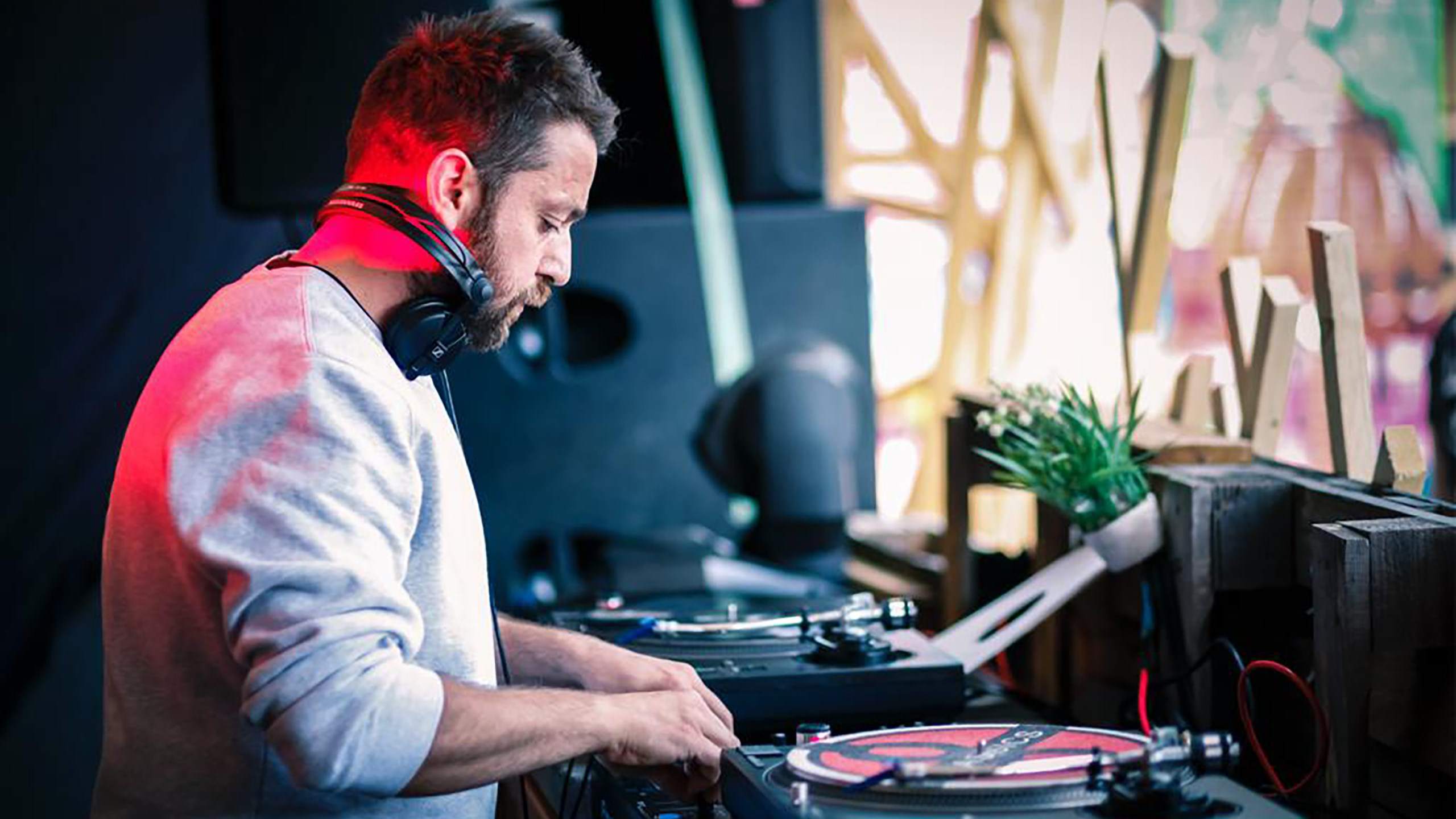 RR (Rene Raabe) · Artist Profile