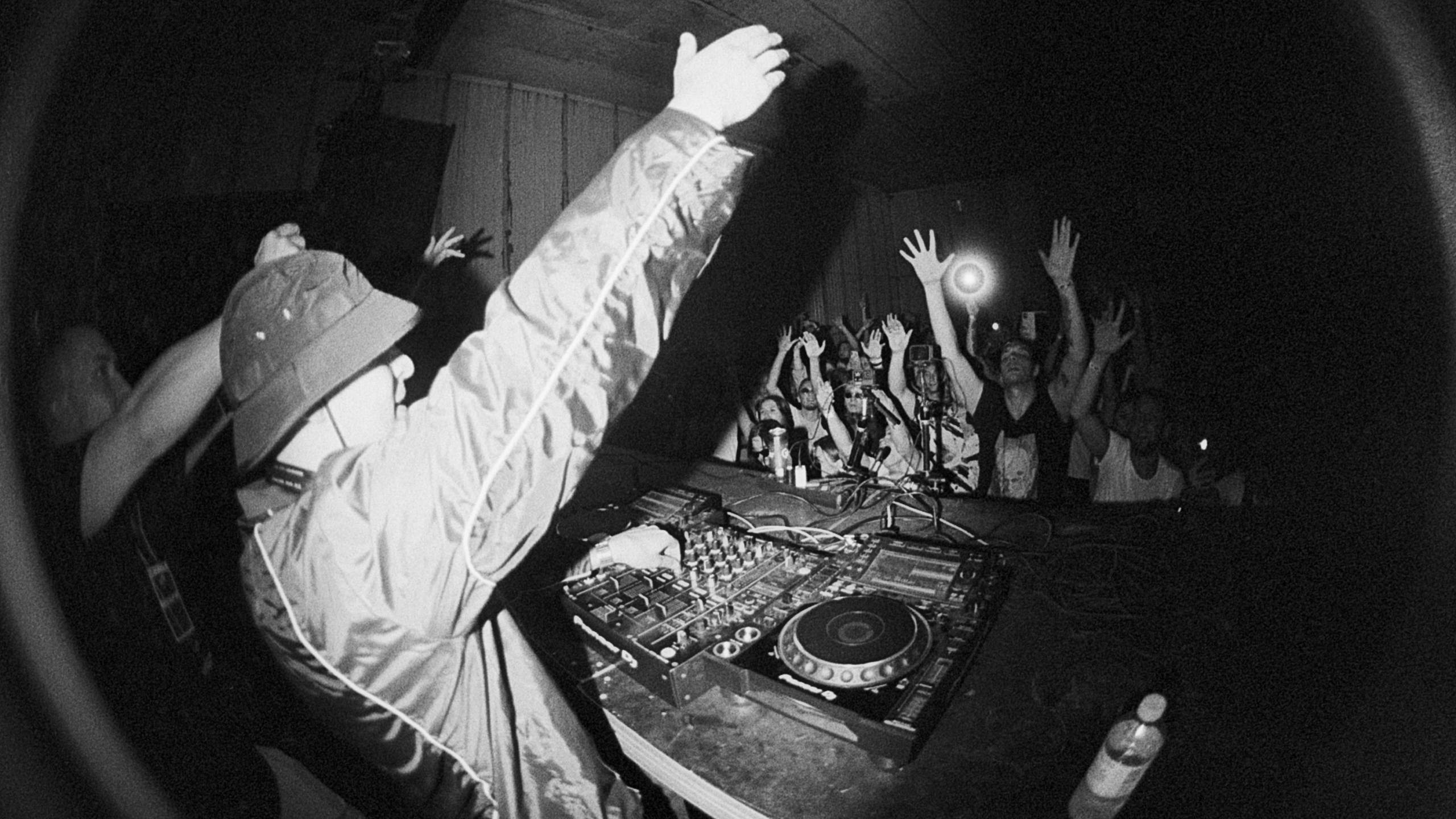 Stan Rave · Artist Profile