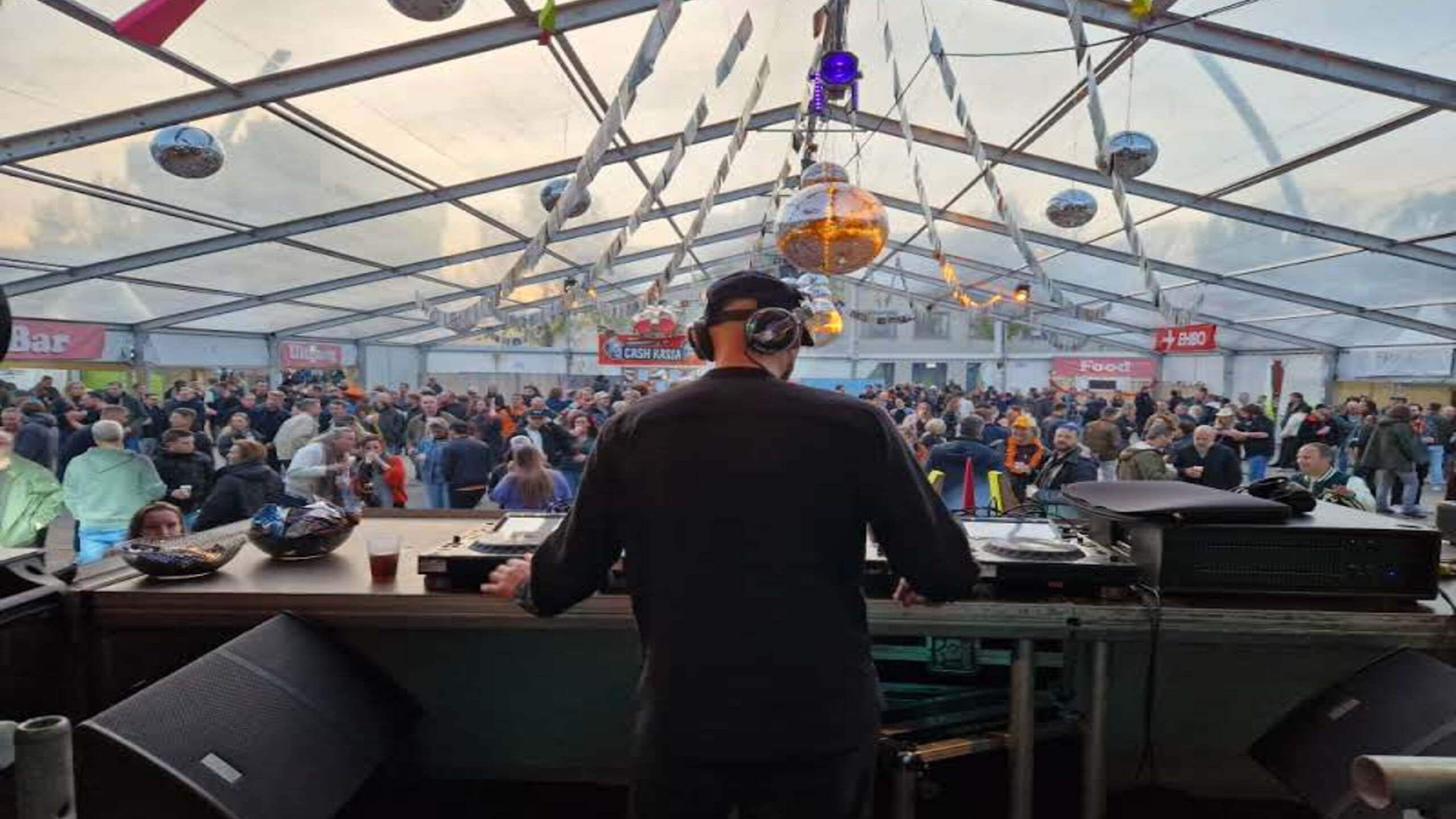 DJ Surgeles · Artist Profile