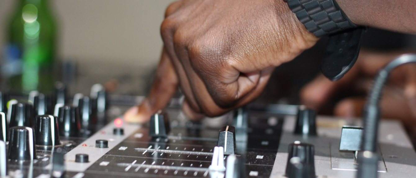 Senzo C · Artist Profile