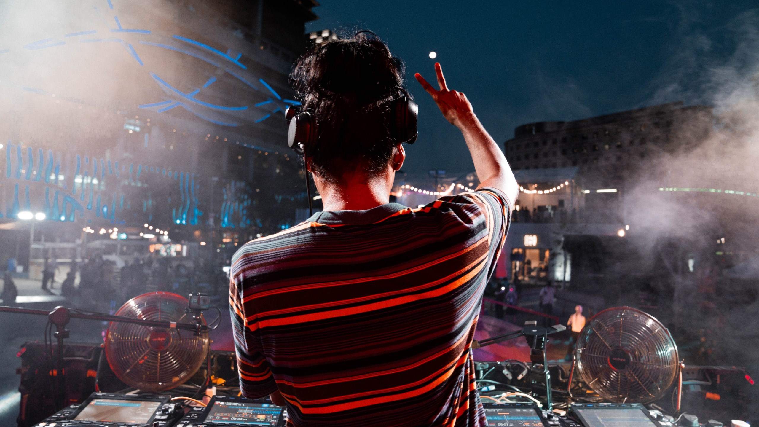 Sivanesh · Perfil do Artista