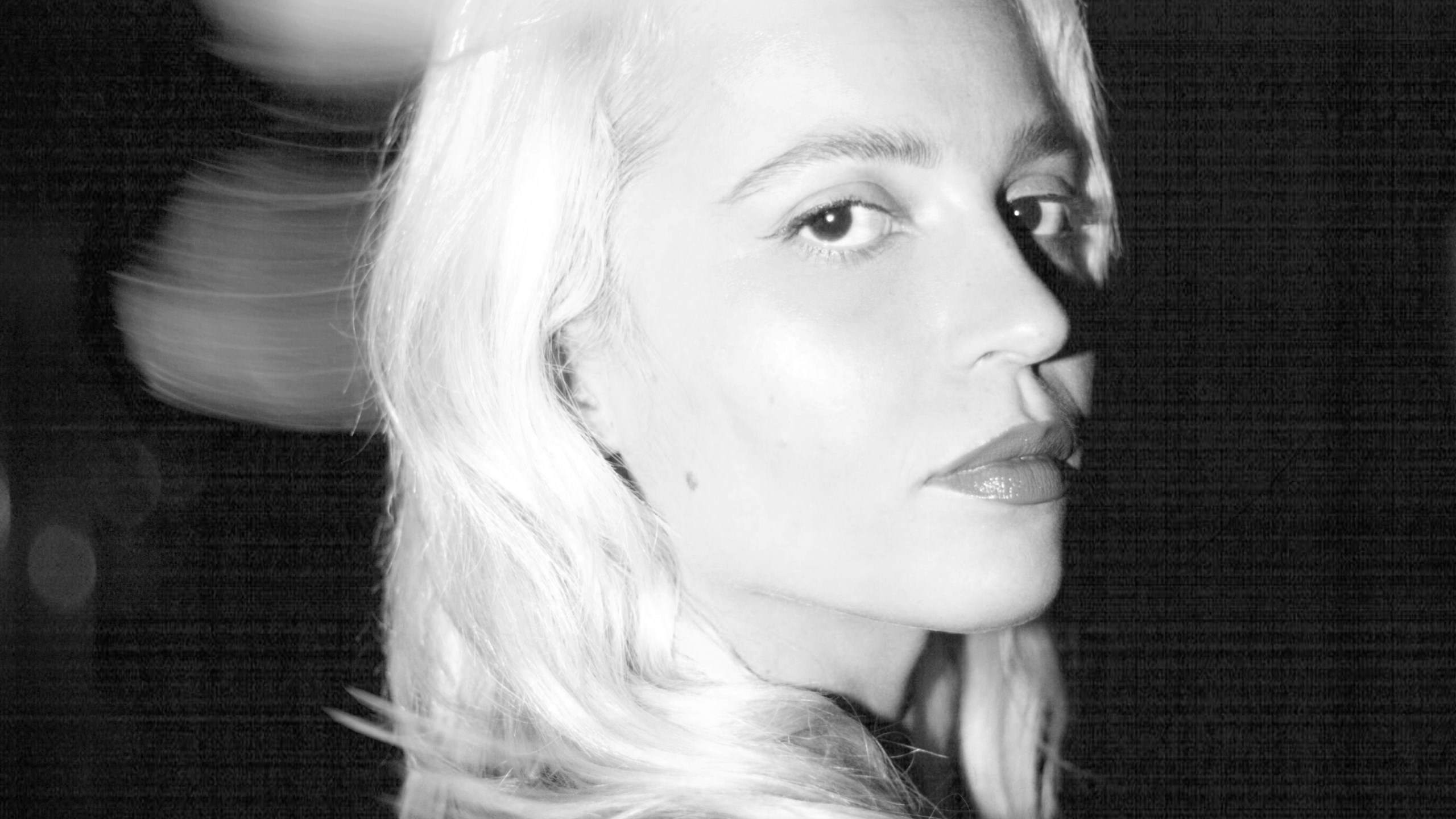 SOLE DOSI · Artist Profile