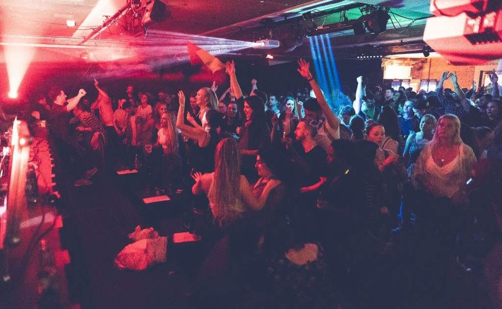 Newcomer-Session Präsentiert von Donner & Doria und Rotunde Bochum at ...