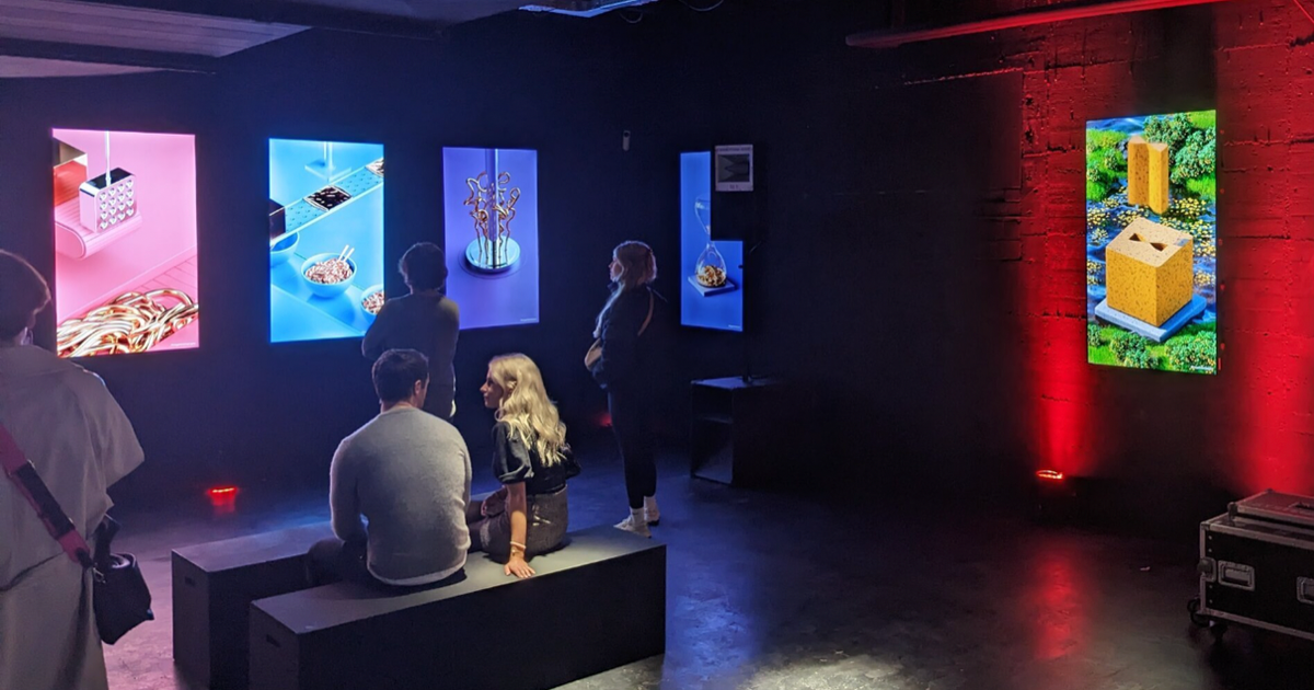 Black Hole Gallery + Art-Bar Night bei P61 Gallery, Berlin