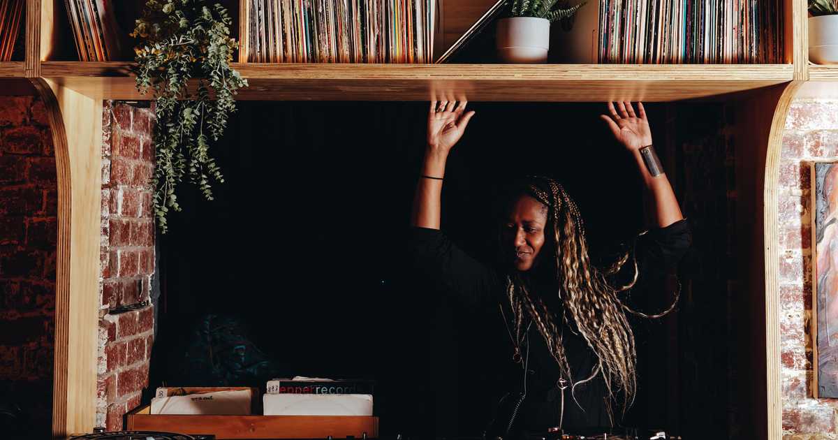 UK GARAGE with DJ LADY ERICA at Wax Music Lounge, Melbourne