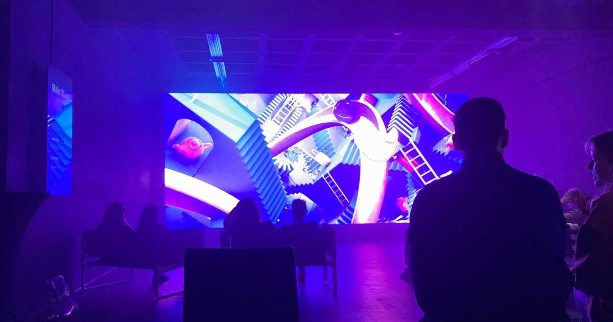 Black Hole Gallery + Art-Bar Night bei P61 Gallery, Berlin