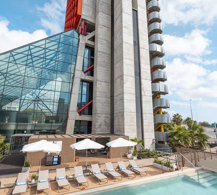 OCASO POOL PARTY bei Skyfall Cocktail Club, Barcelona