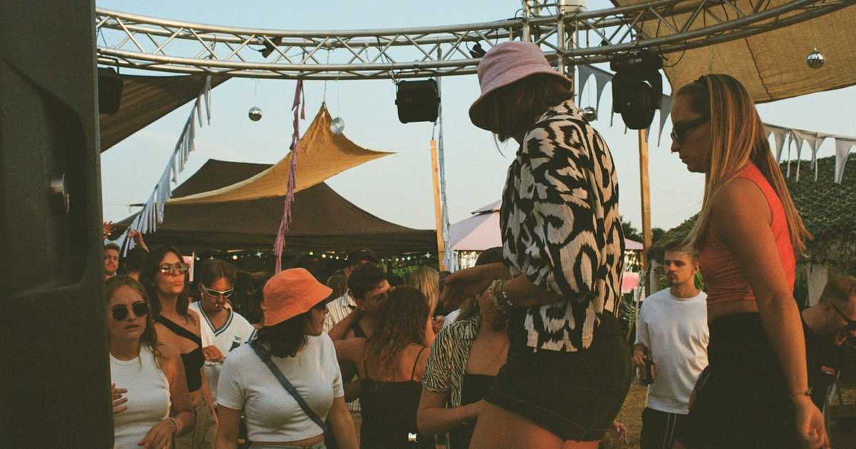 smile. Festival - DAY RAVE at TBA - Im Labyrinth, Frankfurt