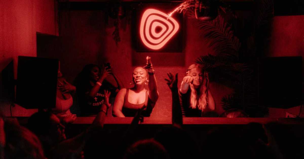 Type One Community: Sophia Violet (Girls Don't Sync), Kyle Parsley ...