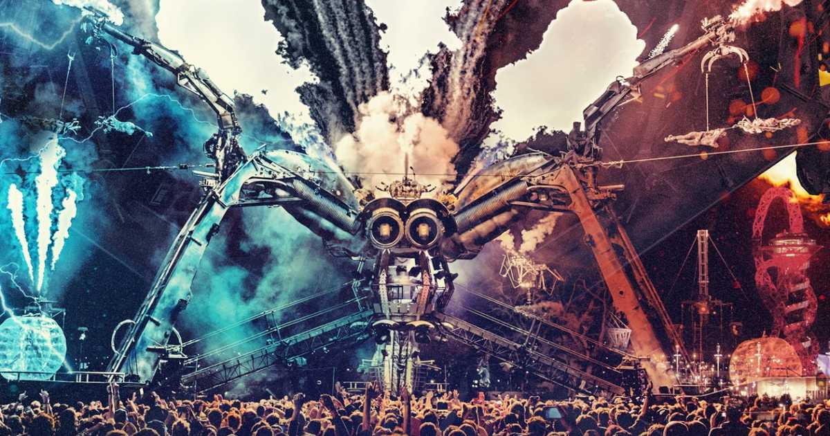 Arcadia Festival Day 1: Leftfield, Sven Vath, Groove Armada at Queen ...
