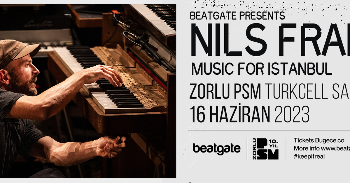 Beatgate presents: Nils Frahm (live) at Zorlu PSM Turkcell Sahnesi at ...