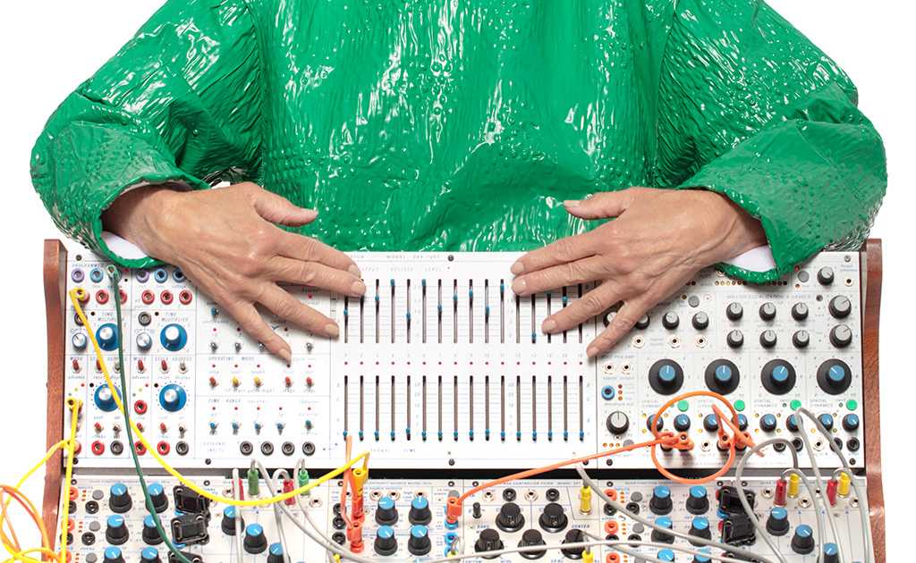 Suzanne Ciani • Marta De Pascalis at Volksbühne, Berlin